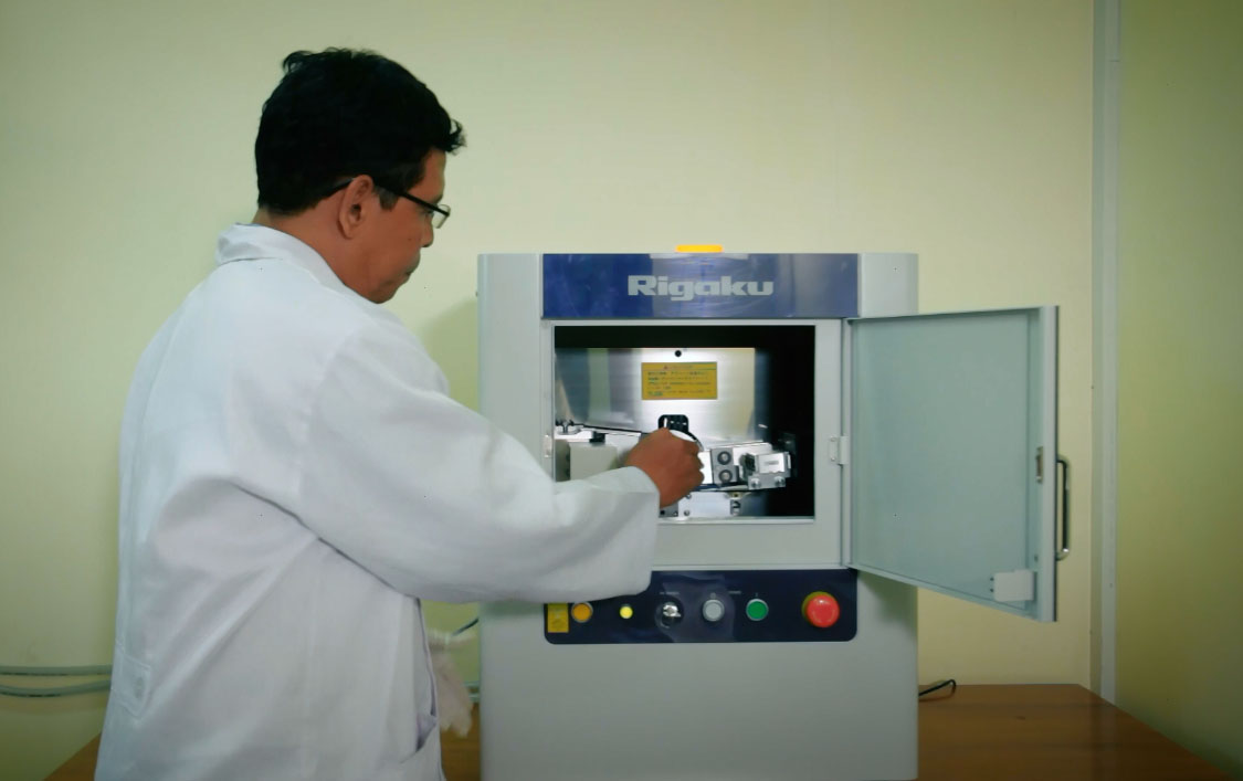 Laboratorium Kimia | Prodi Pendidikan Kimia FMIPA